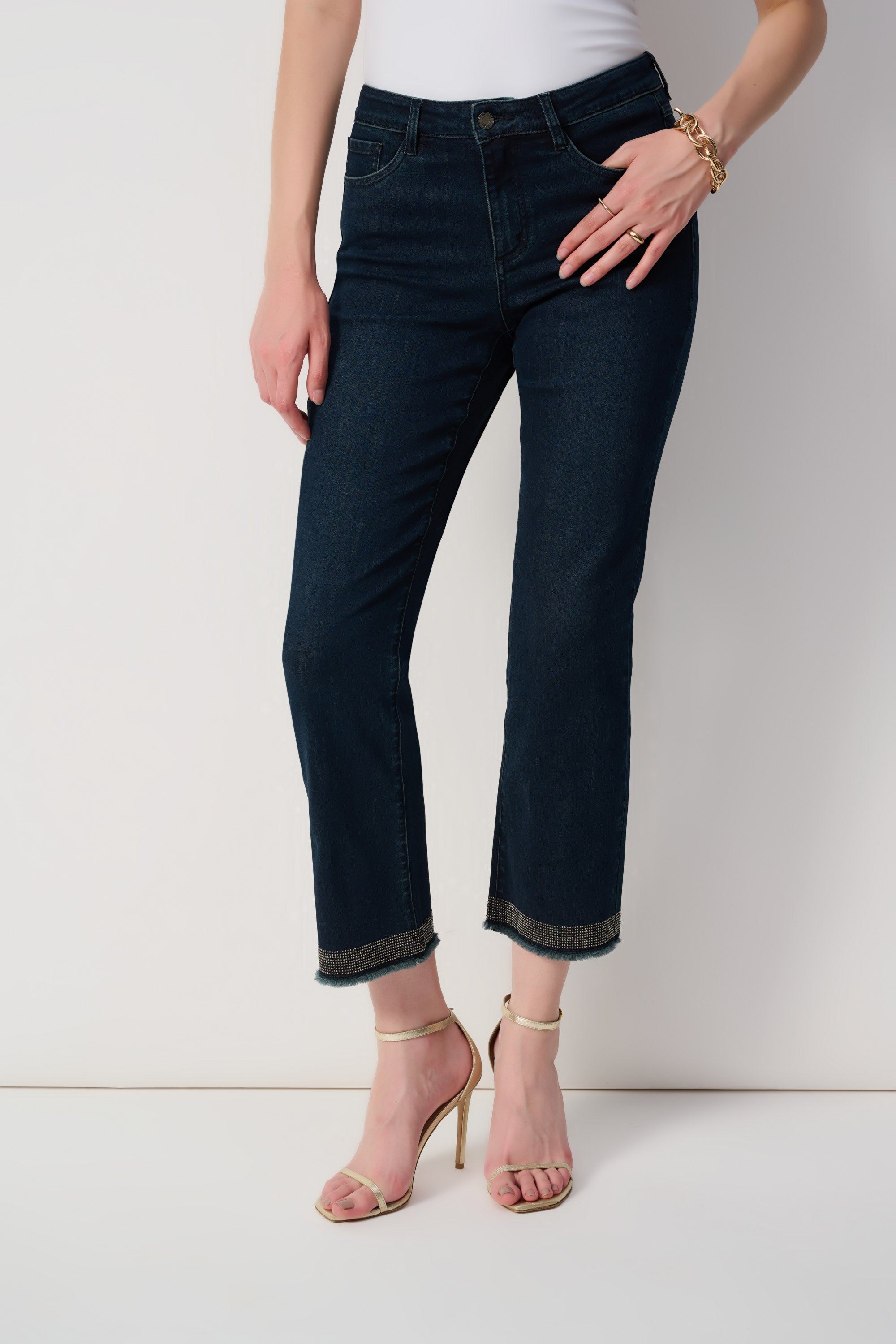 BLING HEM CLASSIC STRAIGHT JEAN – Aldila Boutique